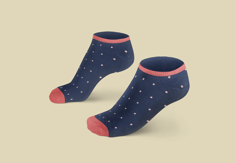 Set de Mockups de Calcetines de Marca | Renderforest